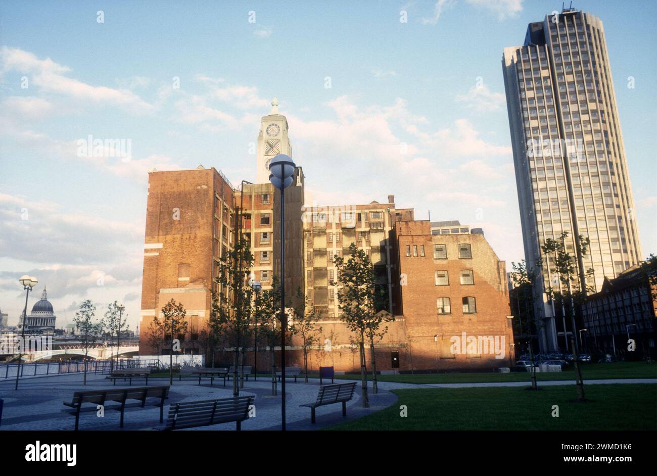 1987 archive photograph of the Oxo building and South Bank Tower in ...
