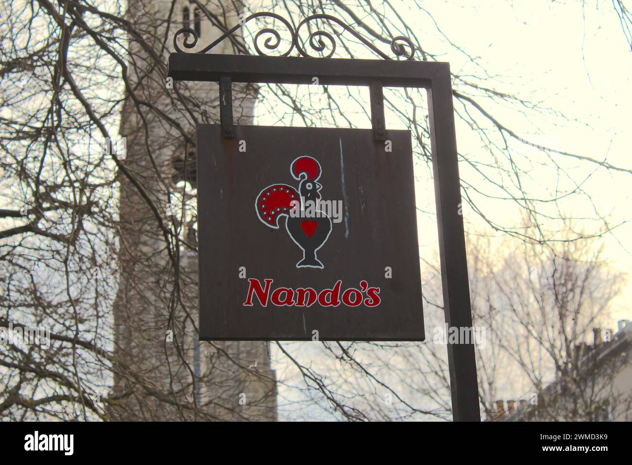 Nandos logo hi-res stock photography and images - Alamy