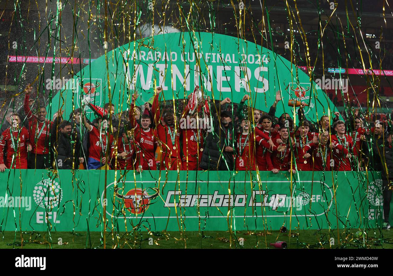 Carabao cup trophy liverpool hi-res stock photography and images - Alamy