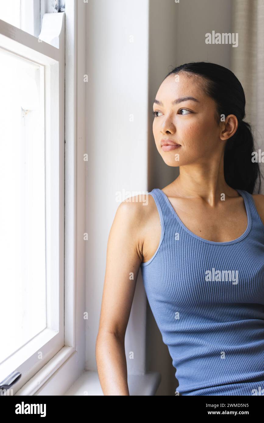 Contemplative expression hi-res stock photography and images - Alamy