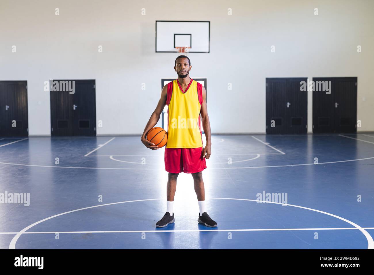 American college basketball player hi-res stock photography and images ...