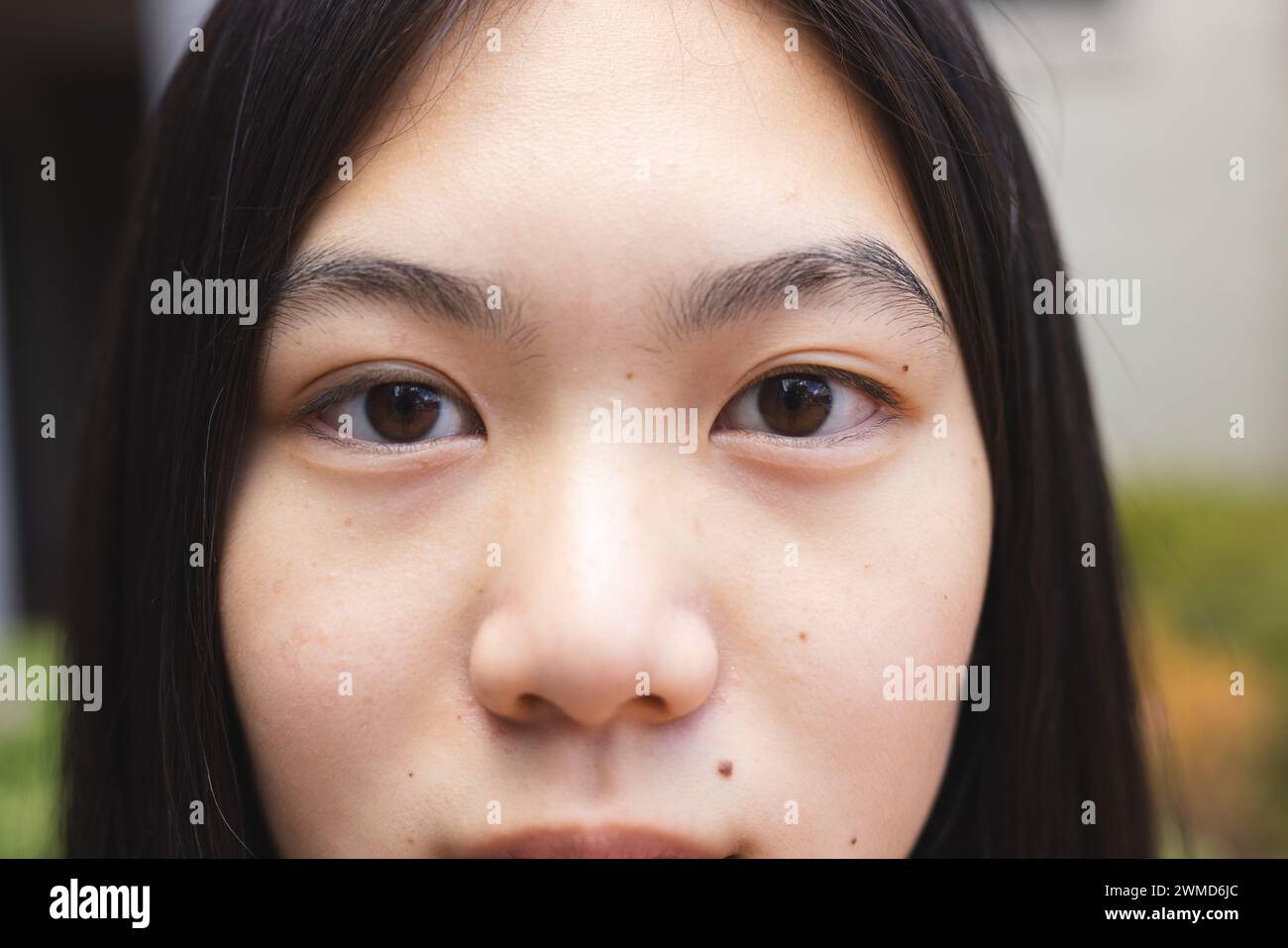Thoughtful girl close up shot hi-res stock photography and images - Alamy