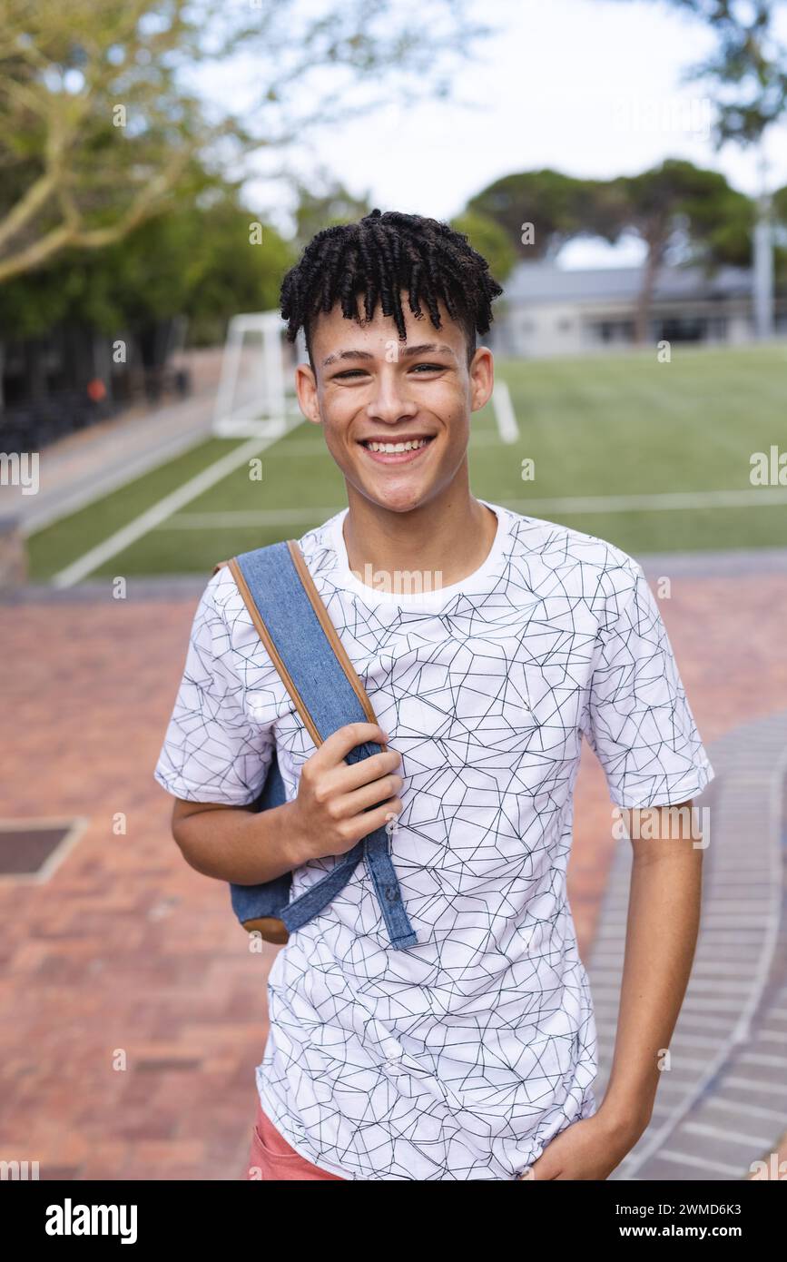 School teenage school hi-res stock photography and images - Alamy