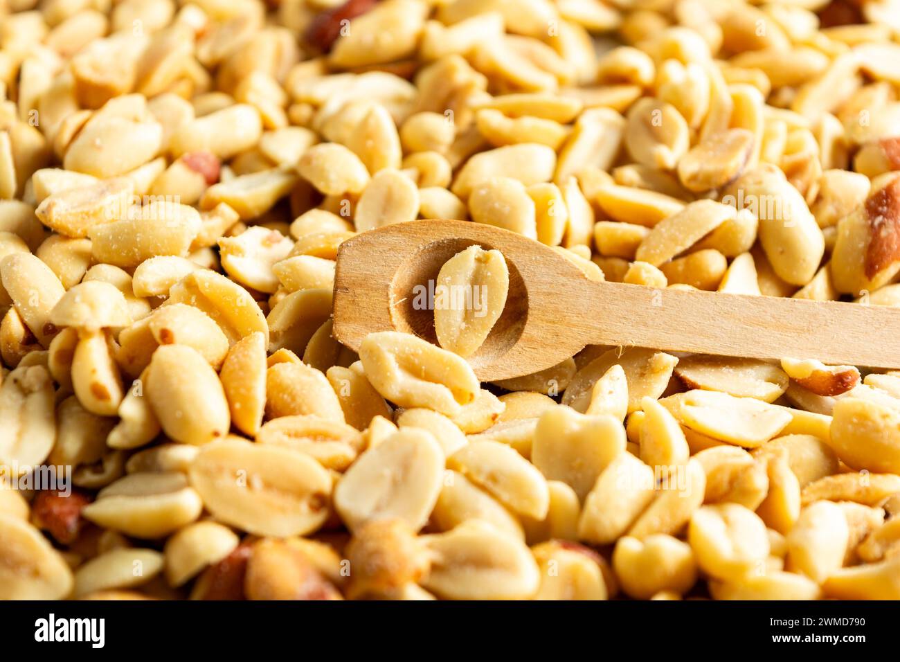 Shelled peanuts in brown skin hi-res stock photography and images - Alamy