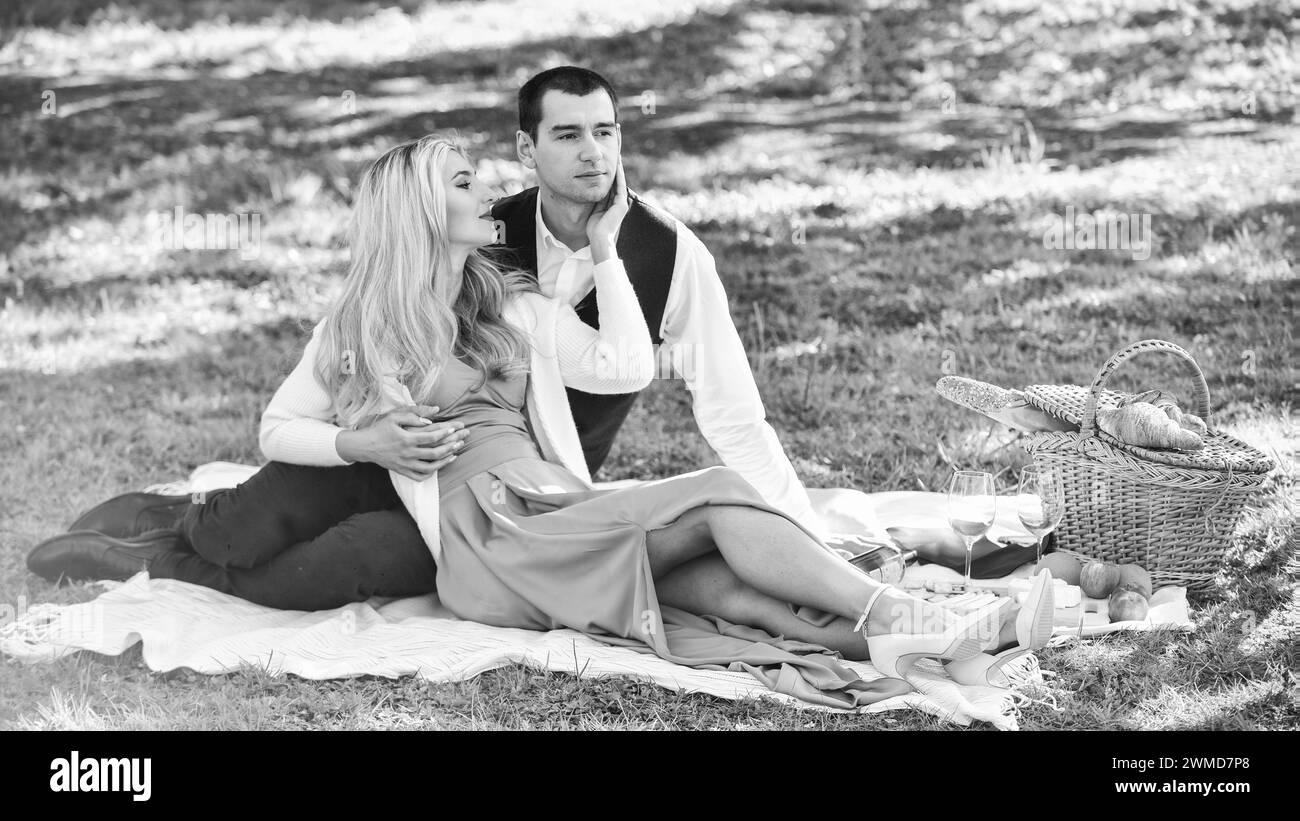 Romantic date. Man and woman in love. Spring date. Couple cuddling ...