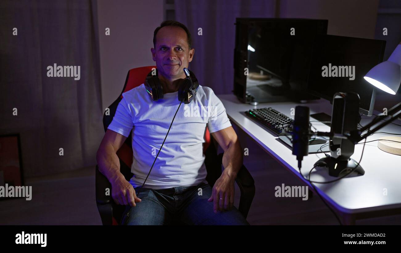 Thrilling video hi-res stock photography and images - Alamy