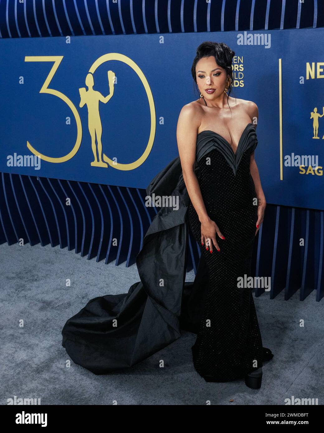 Los Angeles, USA. 24th Feb, 2024. Kat Graham walking on the red carpet ...