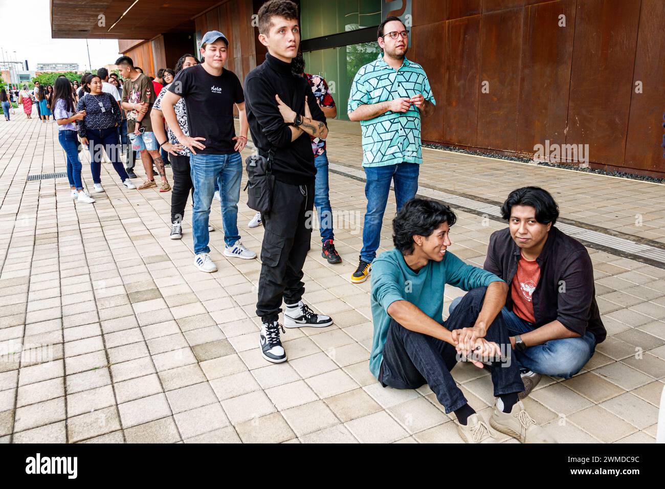 Centro de convenciones y exposiciones hi-res stock photography and ...