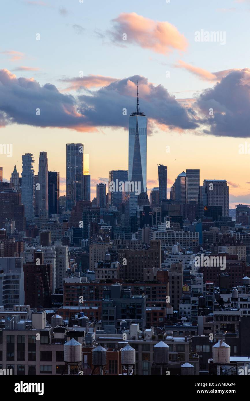 Lower Manhattan New York skyline at sunset Stock Photo - Alamy