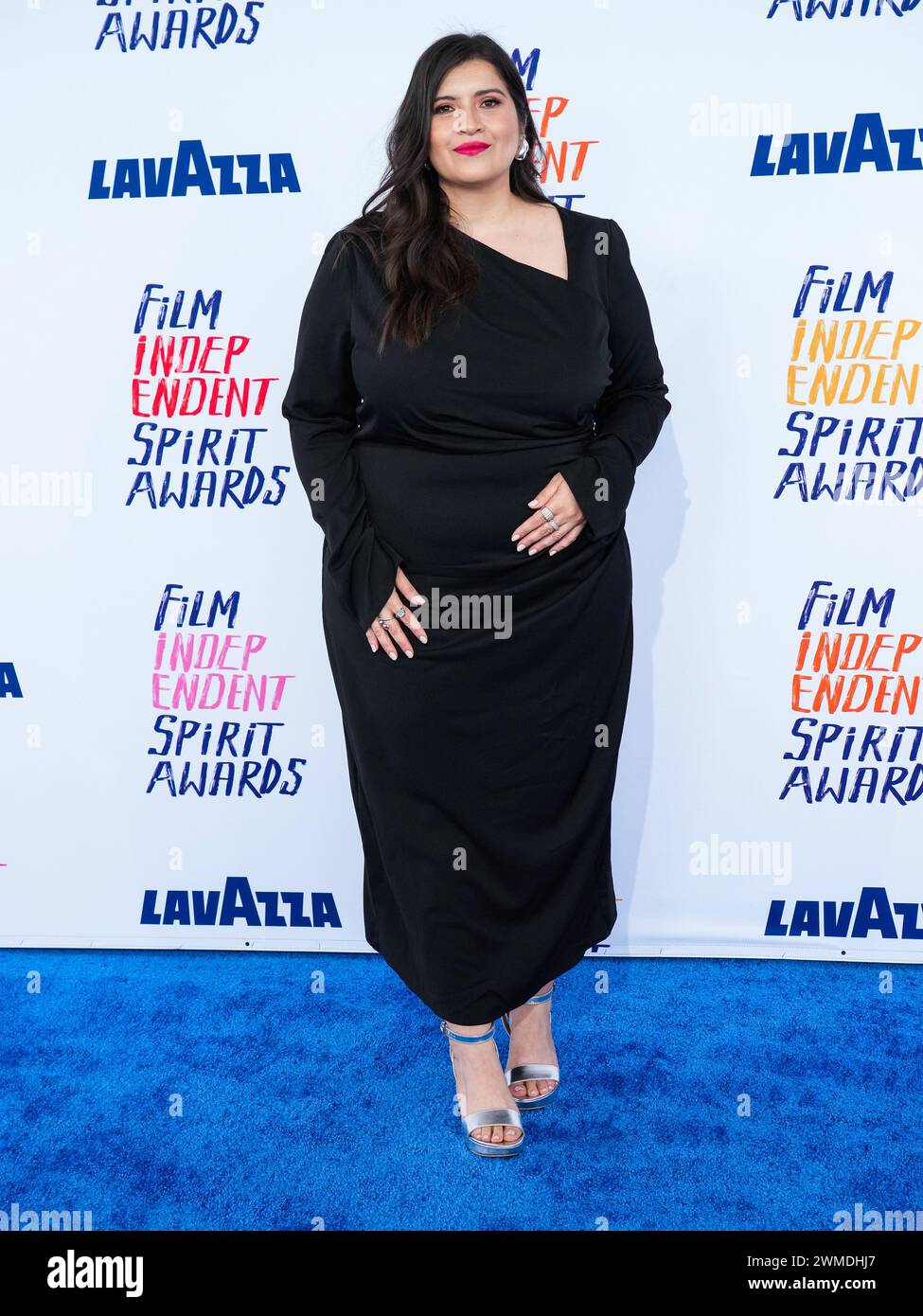 Los Angeles, USA. 25th Feb, 2024. Maria Altamirano walking on the red ...