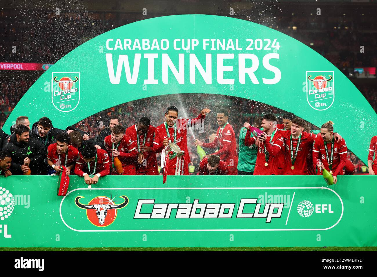 Liverpool efl cup final trophy hi-res stock photography and images - Alamy