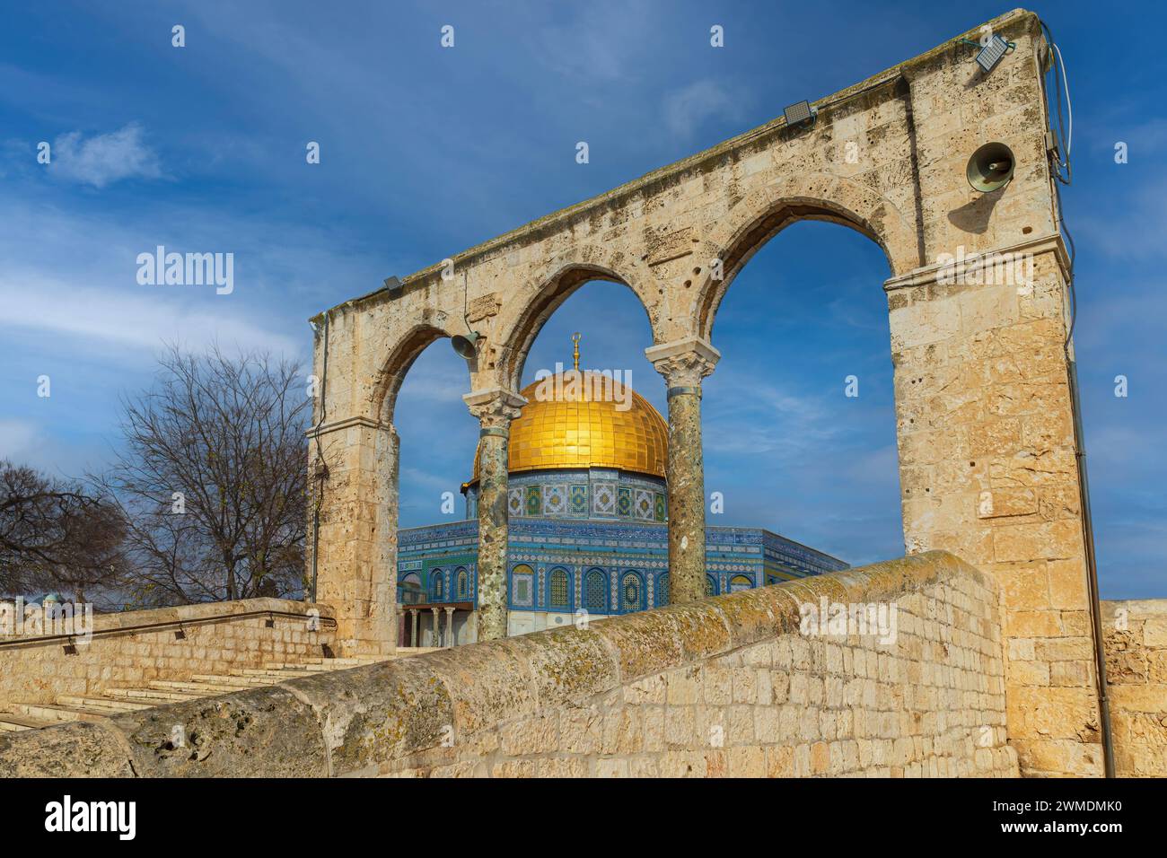 Dome of the Rock Mosque on the Temple Mount in Jerusalem, Israel Dome ...
