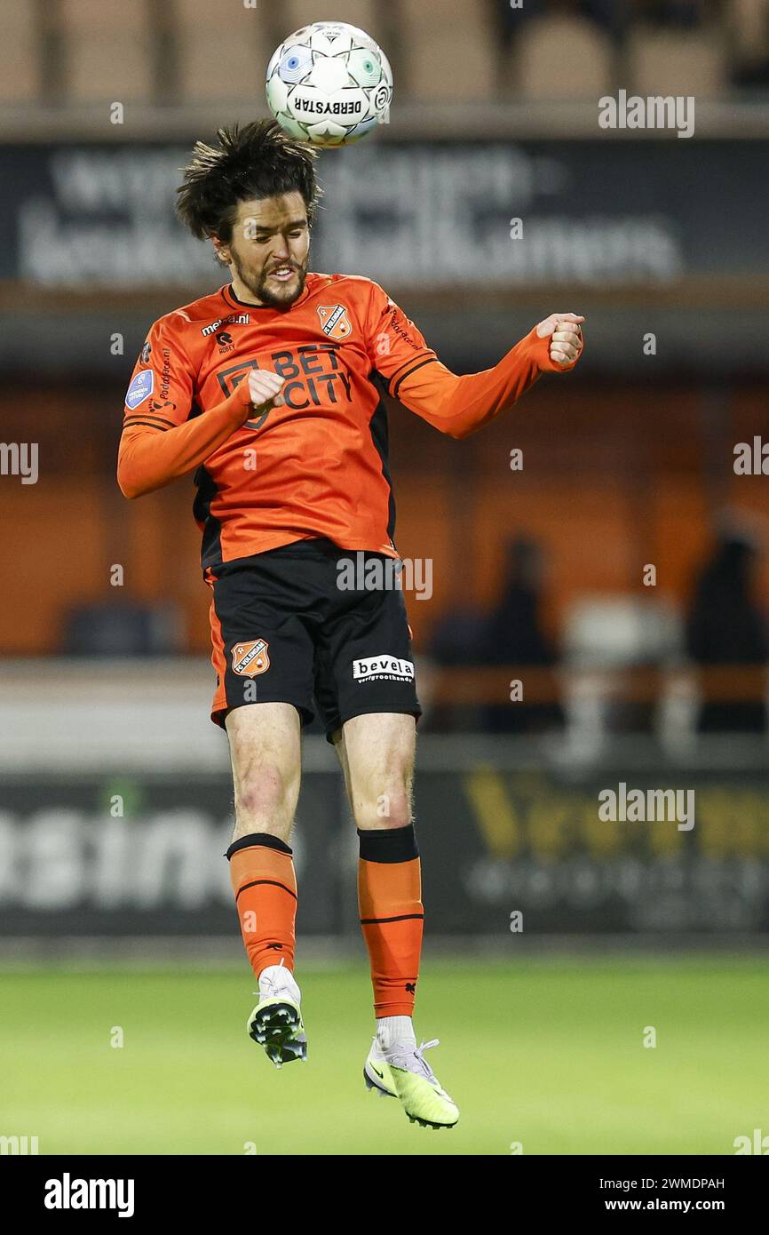 Volendam, Netherlands. 25th Feb, 2024. VOLENDAM, 25-02-2024, Kras ...