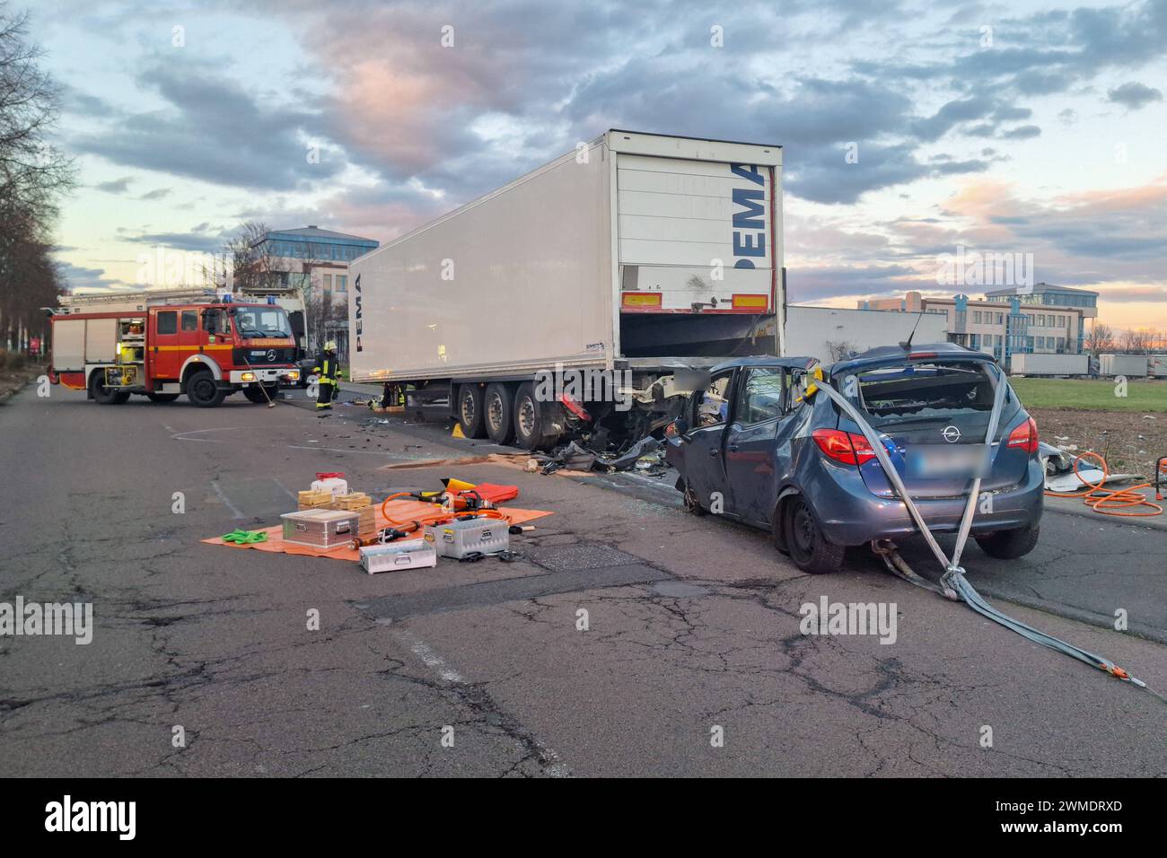 28 jahrige hi-res stock photography and images - Alamy