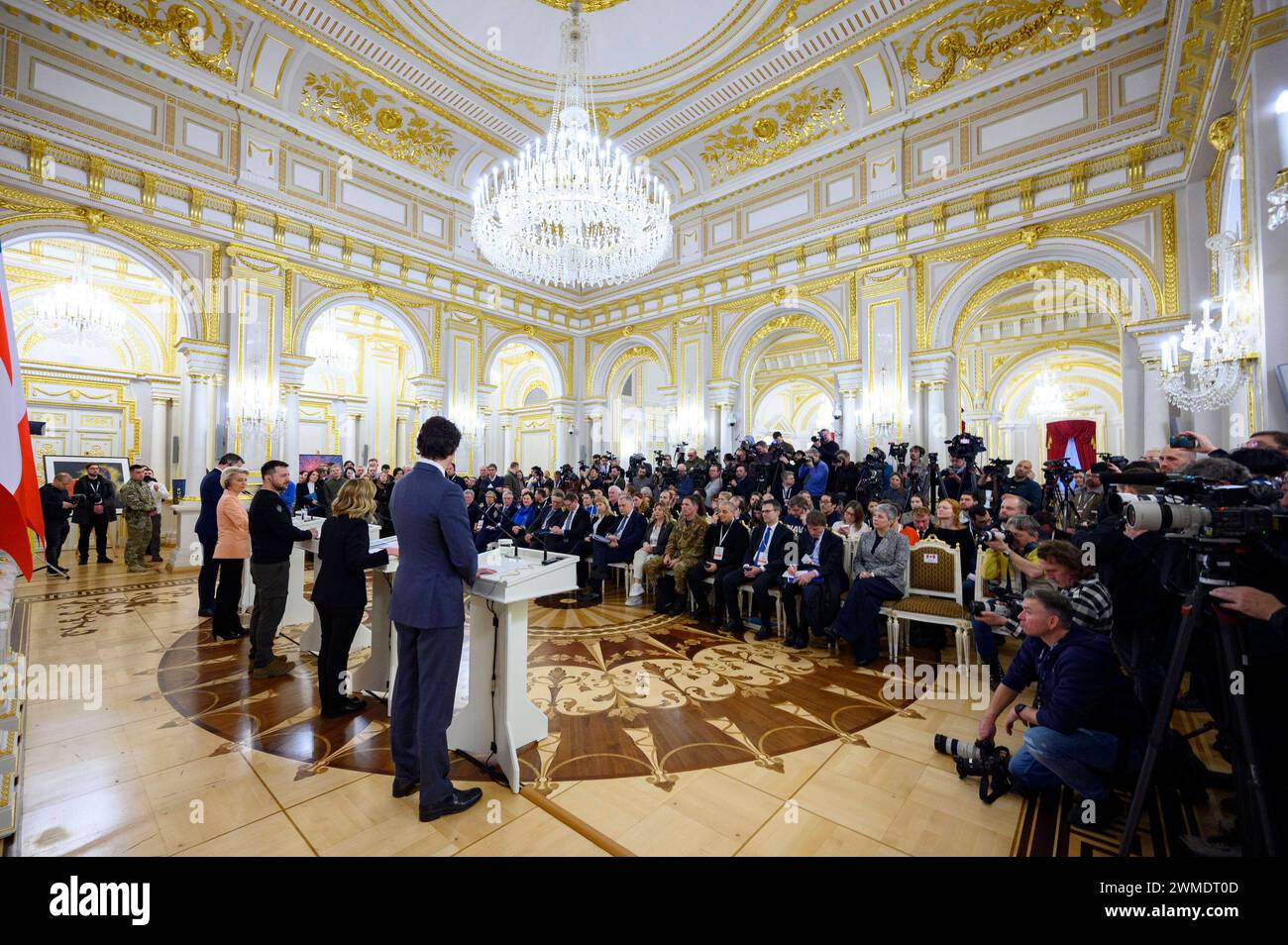Italian Prime Minister Giorgia Meloni, Belgian Prime Minister Alexander ...
