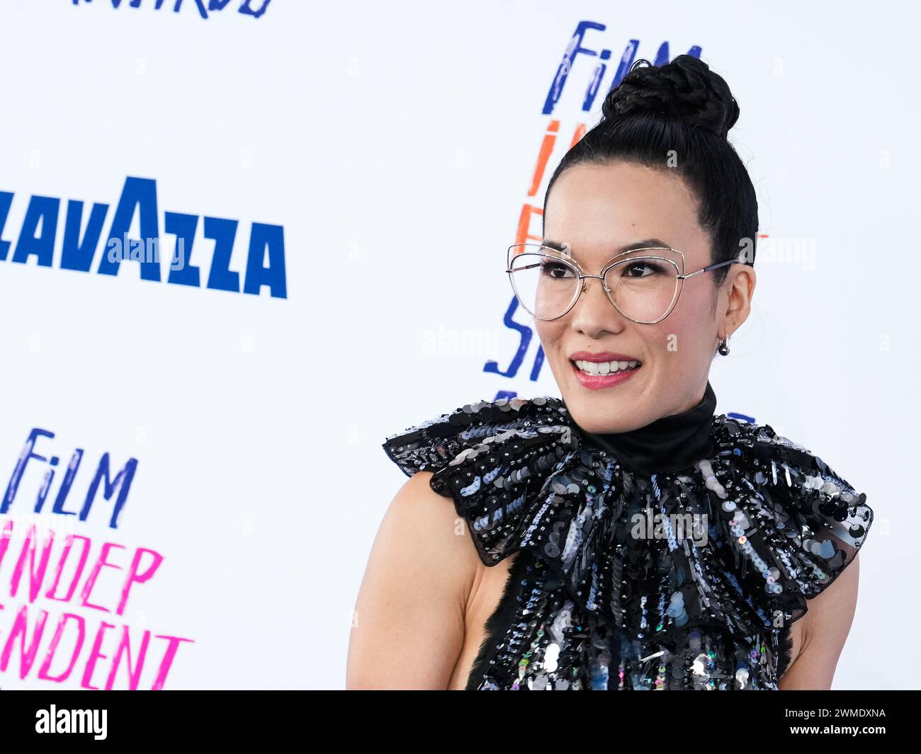Los Angeles, USA. 25th Feb, 2024. Ali Wong walking on the red carpet at ...