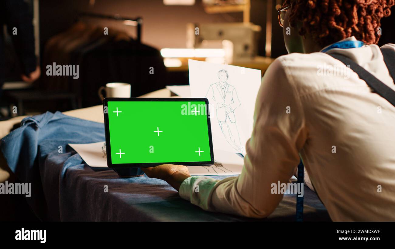 Female tailor working greenscreen hi-res stock photography and images ...