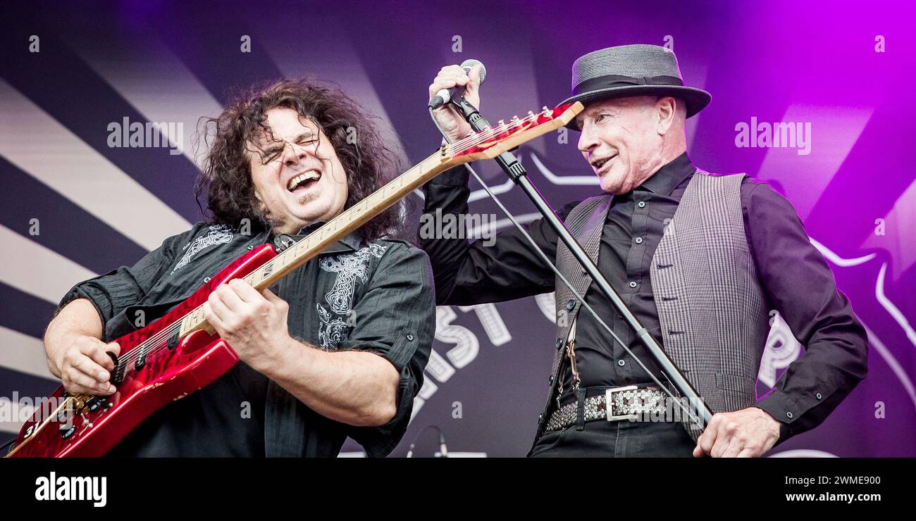 Phil Mogg and Vinnie Moore of rock band UFO Stock Photo - Alamy