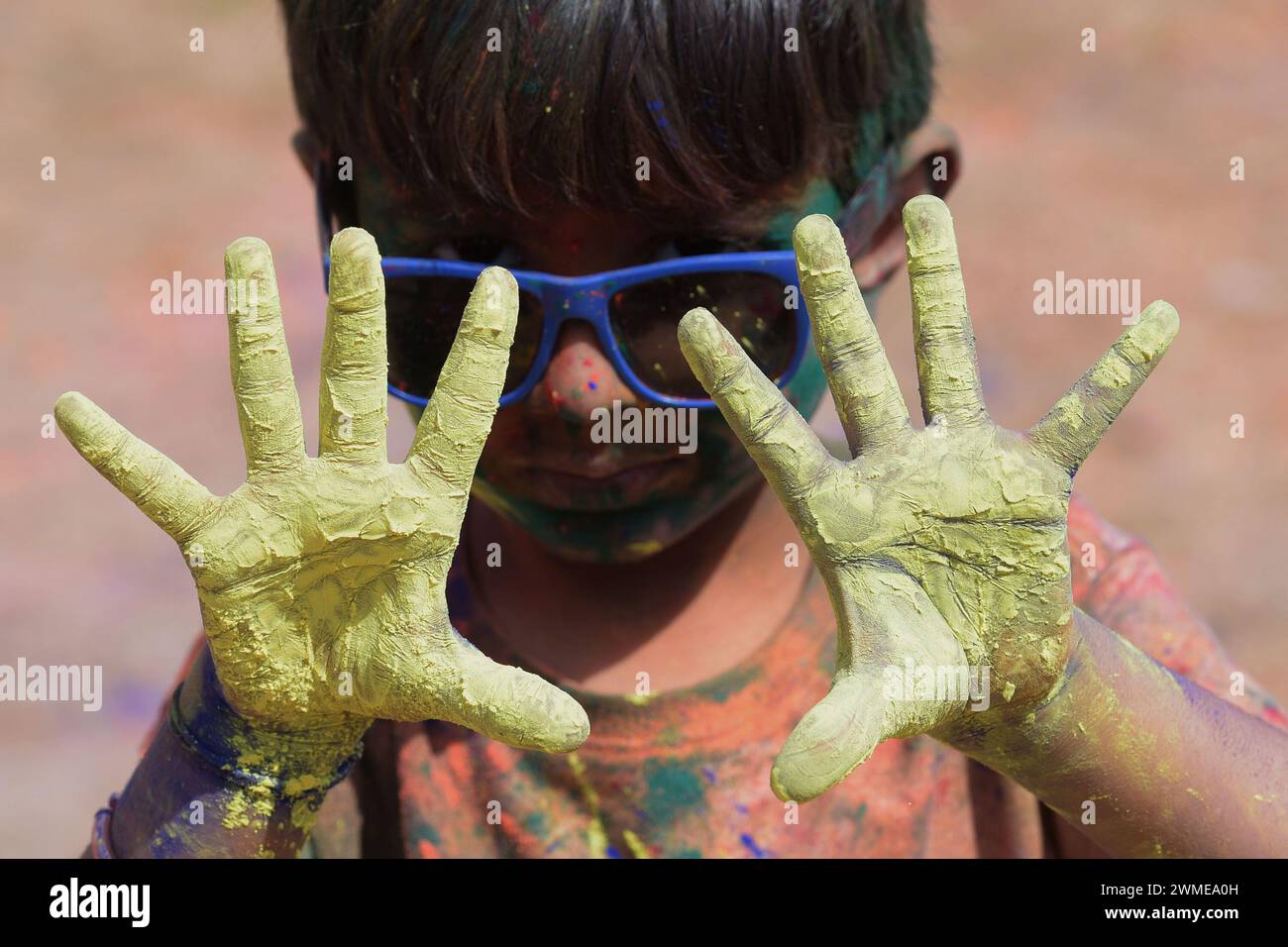 Throwing colors at each other hi-res stock photography and images - Alamy