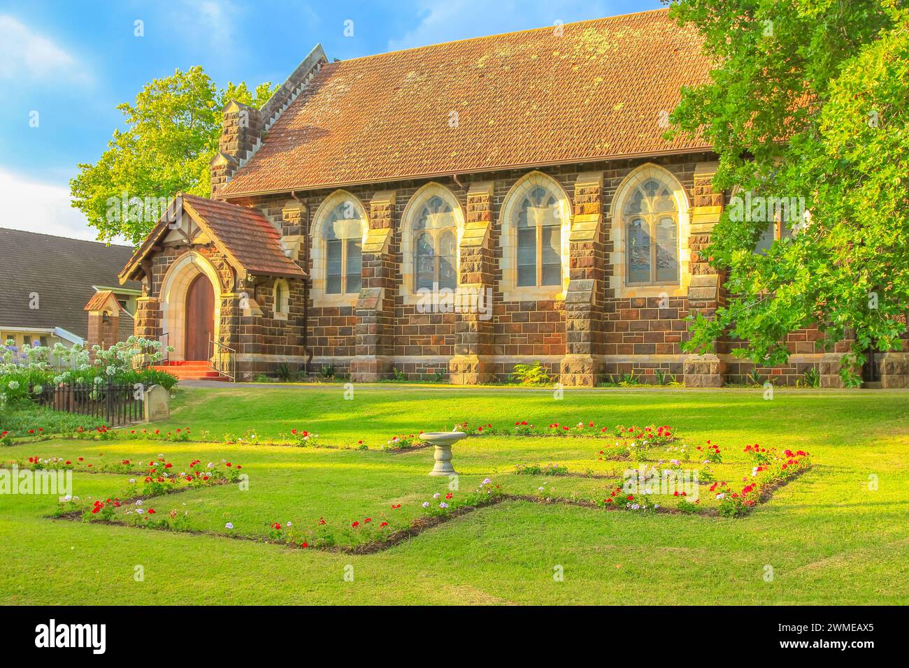 Old St. Georges Anglican Church and flowered garden in Knysna in ...