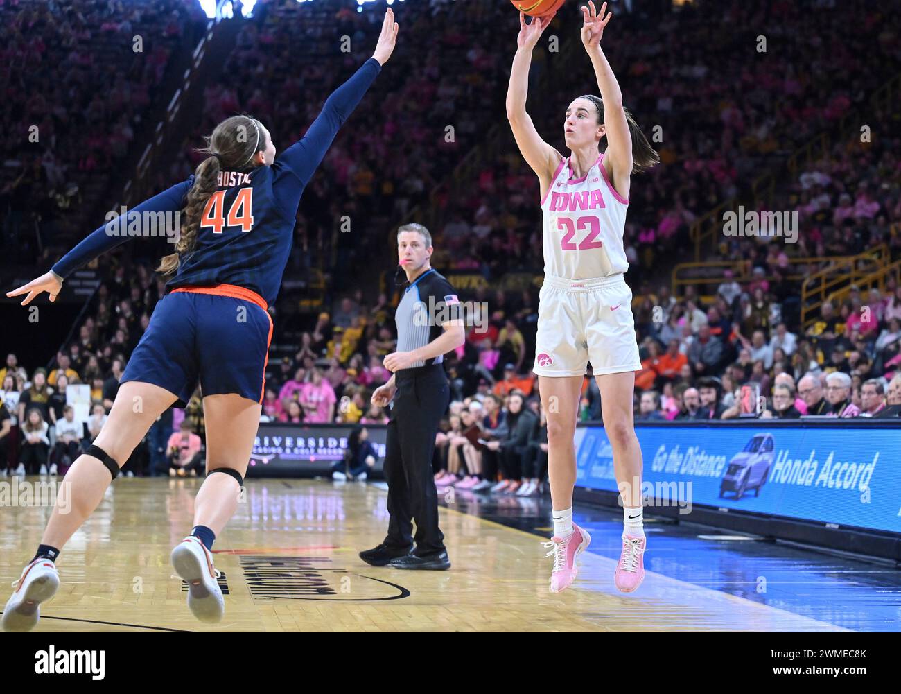 IOWA CITY, IA - FEBRUARY 25: Iowa guard Caitlin Clark sinks a three ...