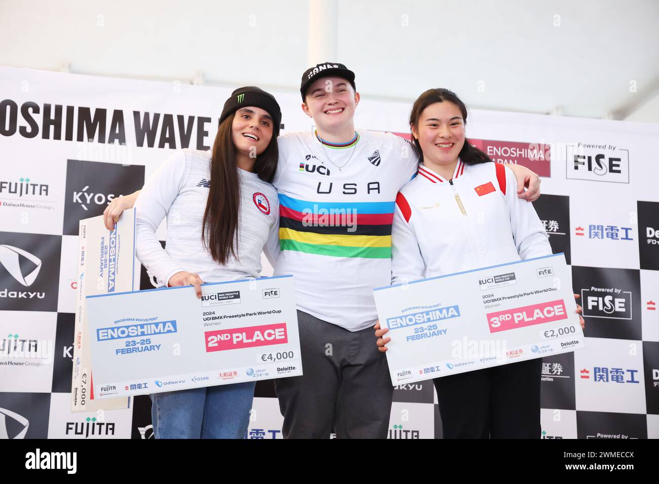 Kanagawa, Japan. 25th Feb, 2024. (L-R) Perez Grasset (CHI), Roberts ...