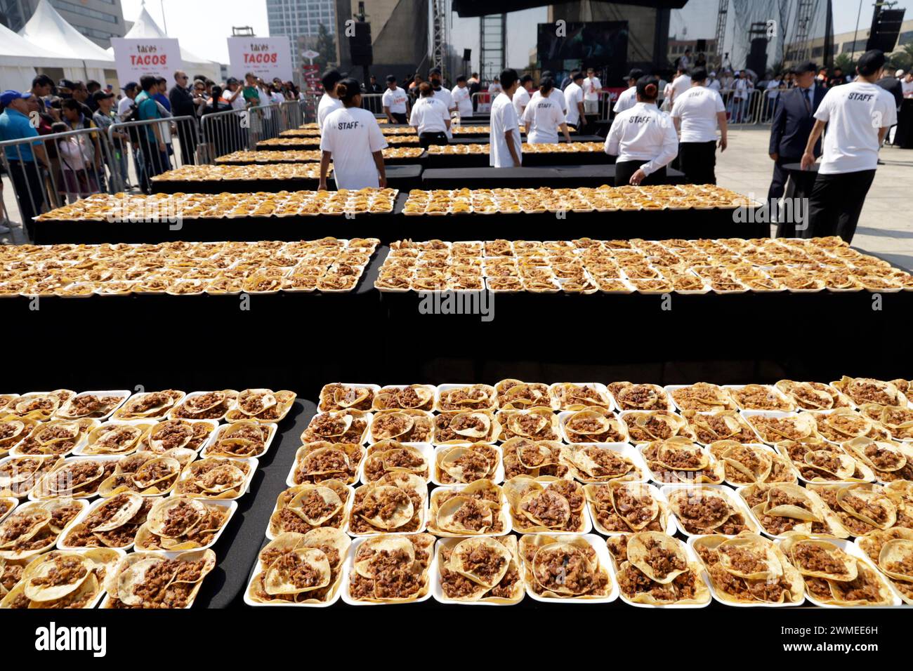 Guinness record 8 jpg hi-res stock photography and images - Alamy