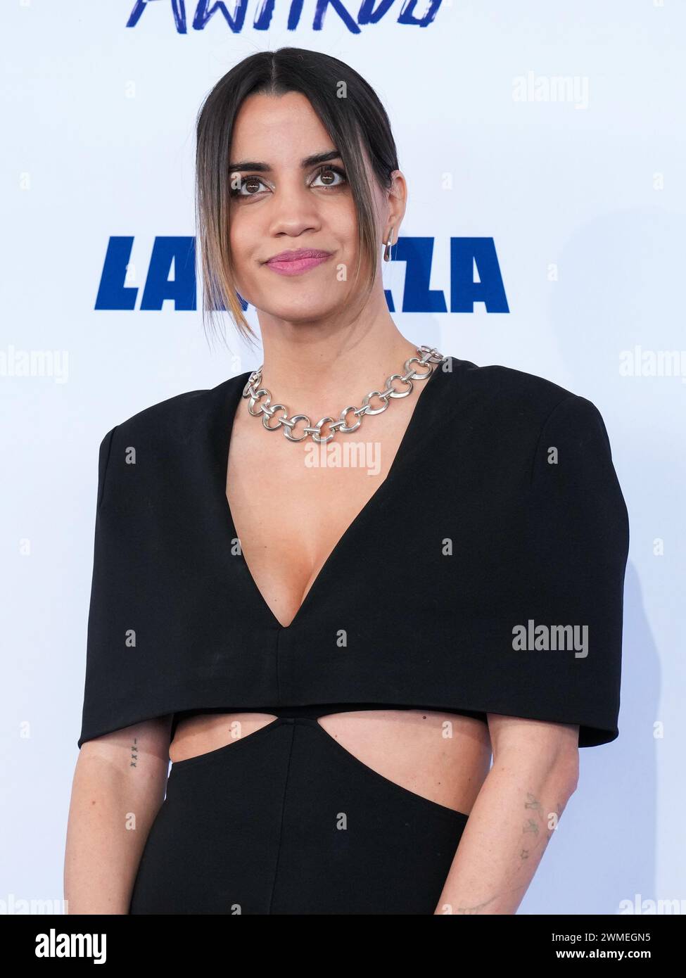 Los Angeles, USA. 25th Feb, 2024. Natalie Morales walking on the red ...
