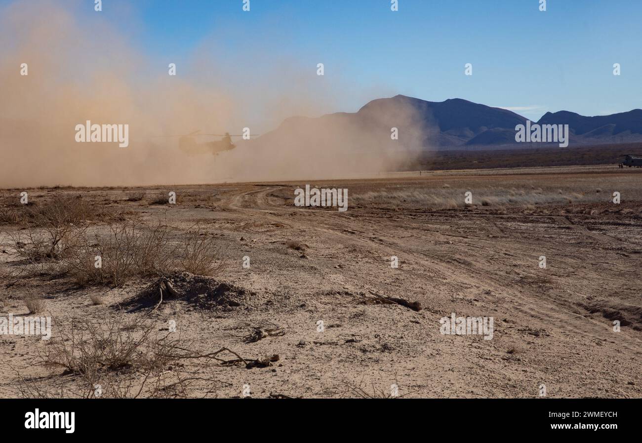 U.S. Army Soldiers of Charlie Battery, 3rd Battalion, 112th Field ...