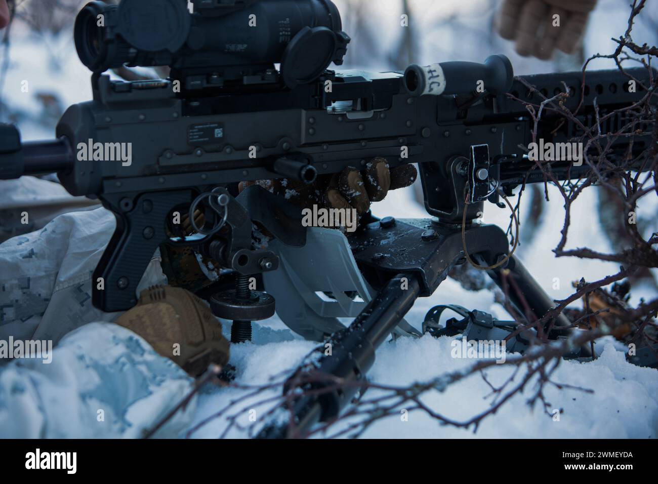 An M240B machine gun used by U.S. Marines with Headquarters and Service ...