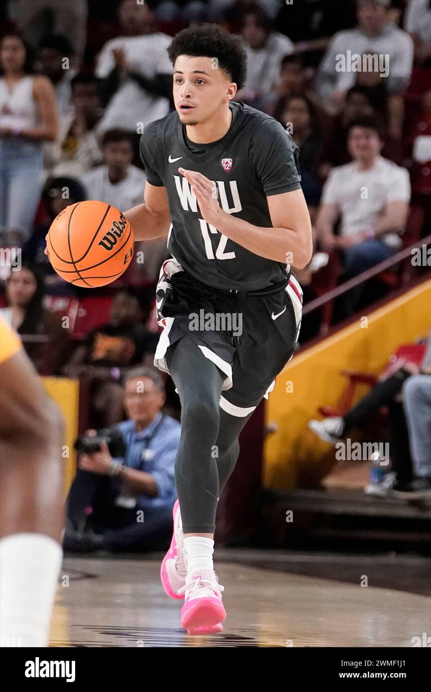 Washington State guard Isaiah Watts (12) during of an NCAA college ...