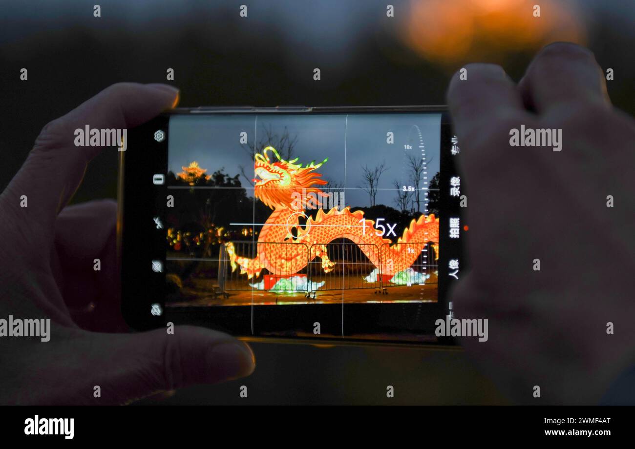 **CHINESE MAINLAND, HONG KONG, MACAU AND TAIWAN OUT** Dragon lanterns ...