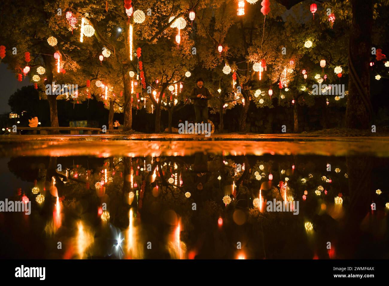 **CHINESE MAINLAND, HONG KONG, MACAU AND TAIWAN OUT** Dragon lanterns ...