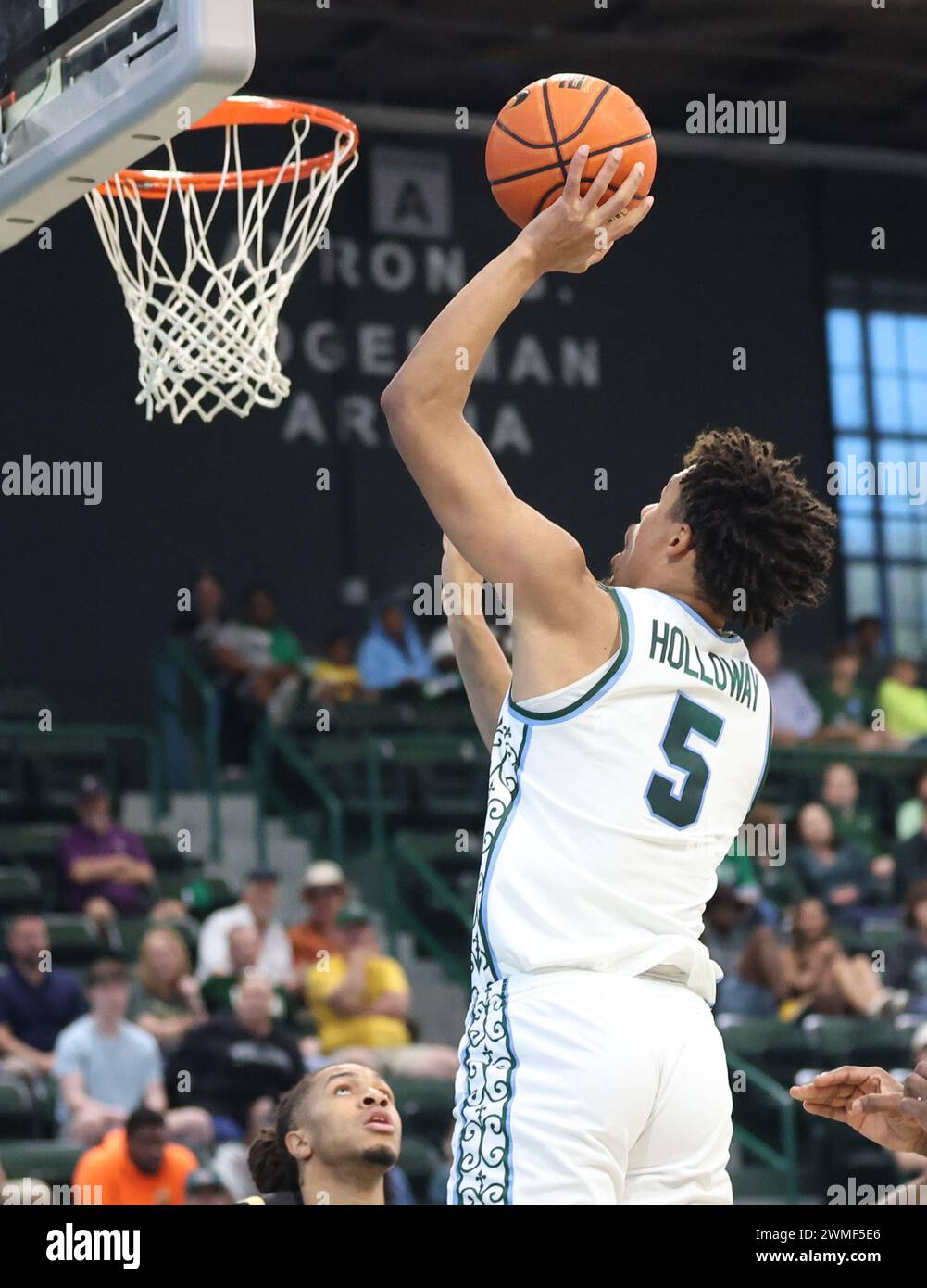 New Orleans, USA. 25th Feb, 2024. Tulane Green Wave forward Collin ...