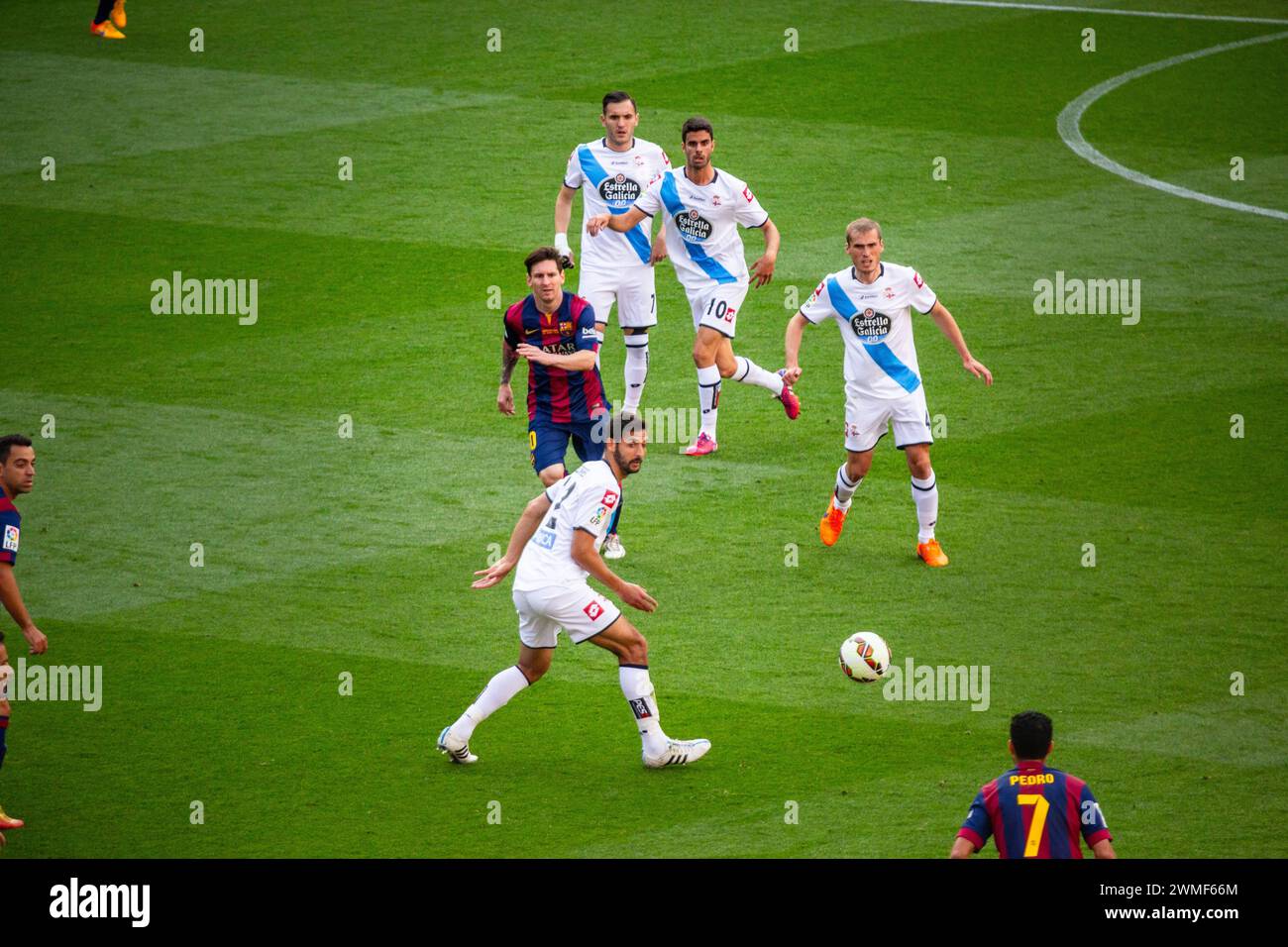 LIONEL MESSI, BARCELONA FC, 2015: Lionel Messi dribbles through the ...