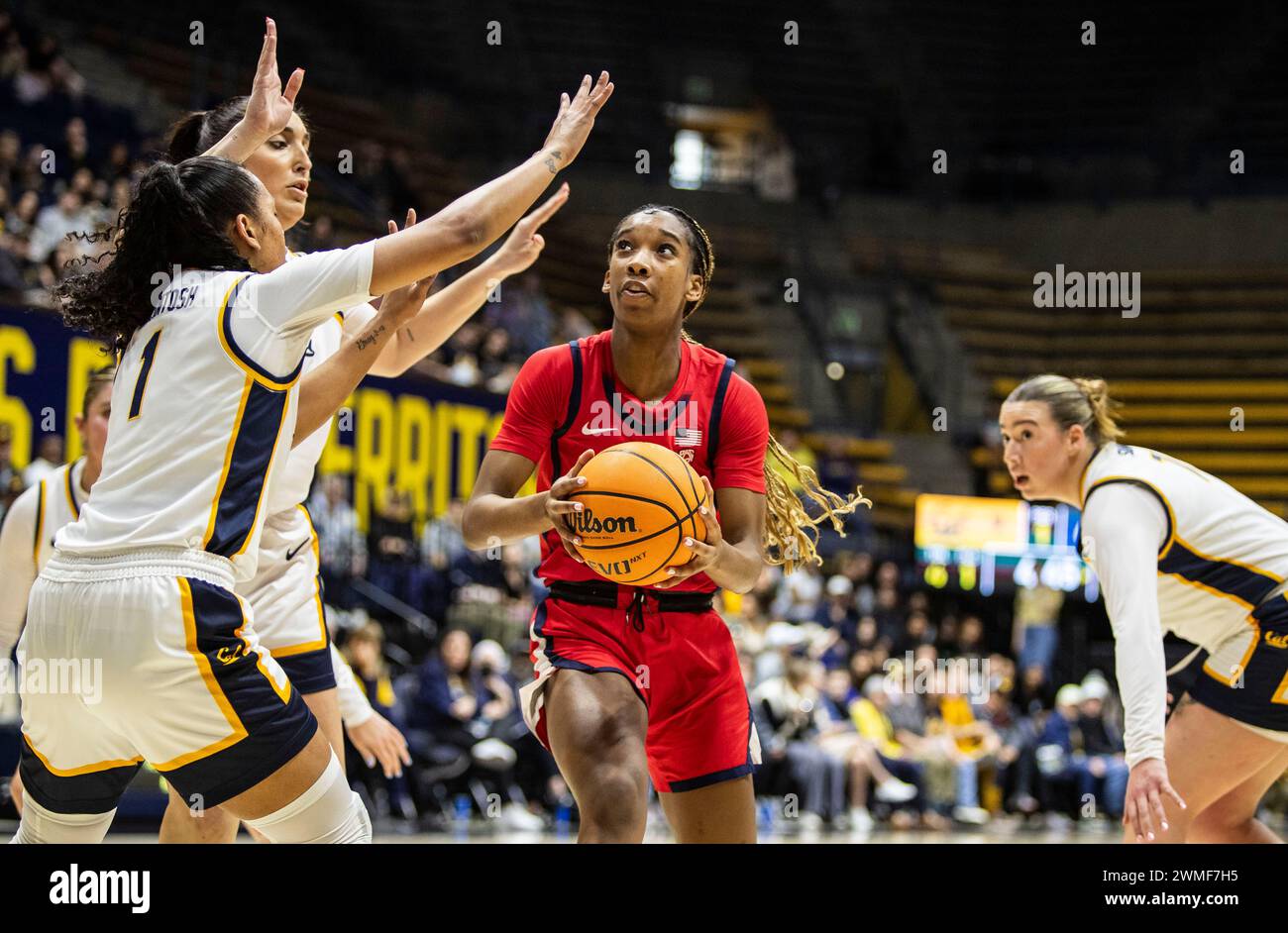 Berkeley, CA U.S. 25th Feb, 2024. A. Arizona guard Skylar Jones (4)goes ...