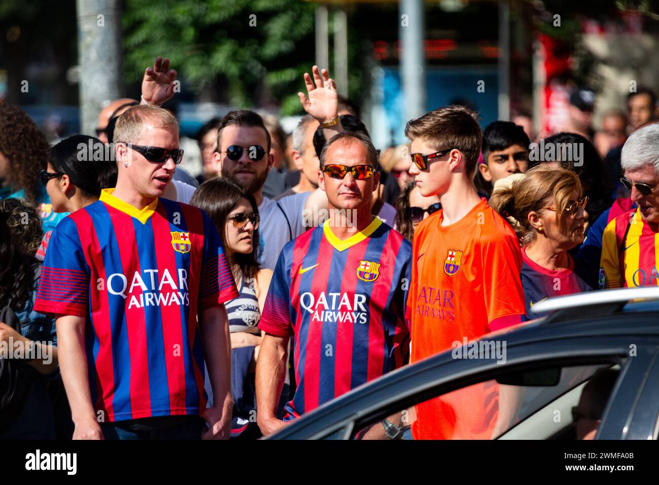 Avoid crowd in road hi-res stock photography and images - Alamy
