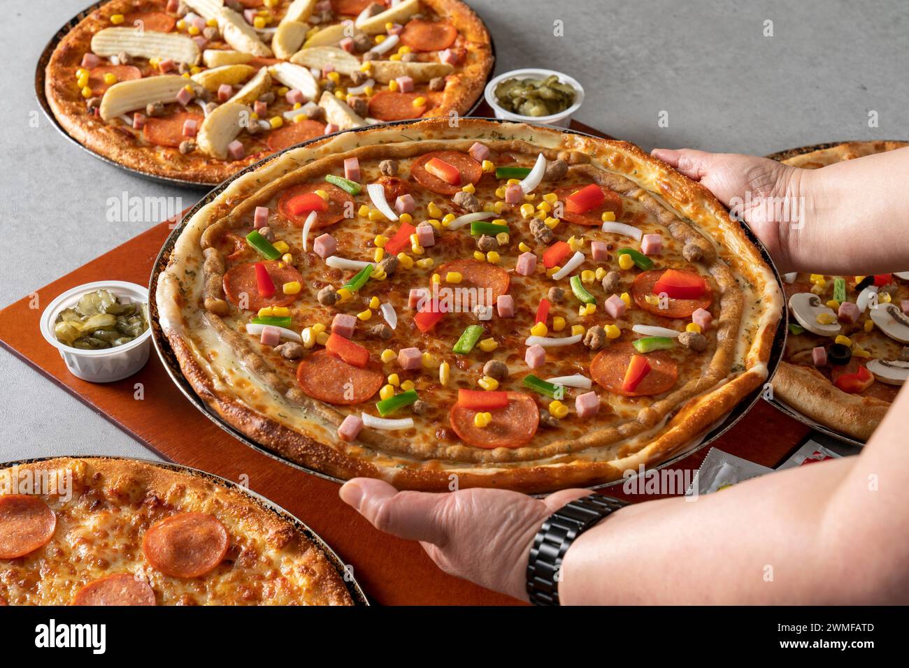 Korean food dish Cheese God Pizza Pepperoni Pizza Cheese Crust Pizza ...