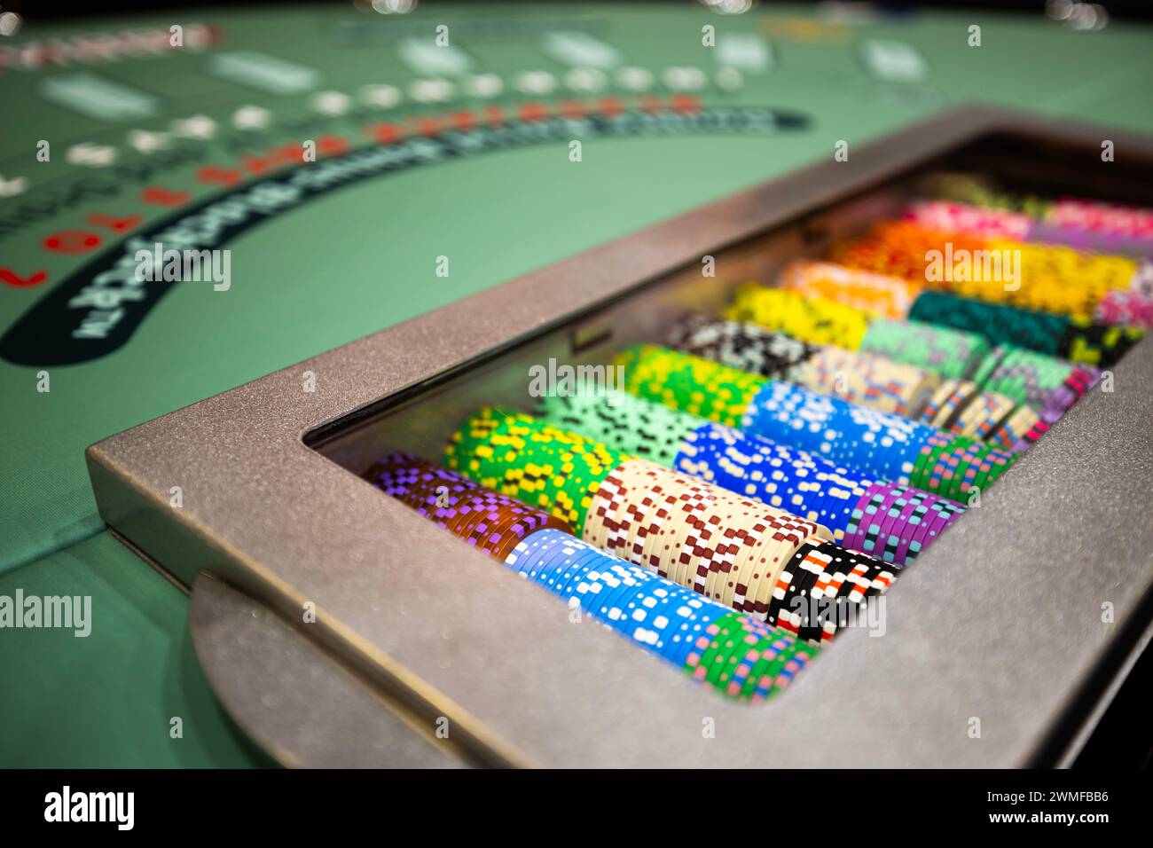 Gold casino chip gold hi-res stock photography and images - Alamy
