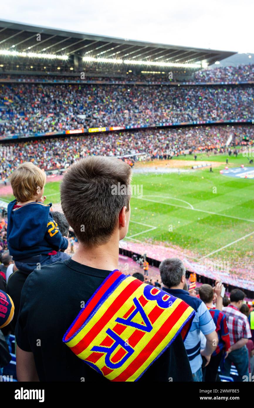 Barca scarf hi-res stock photography and images - Alamy