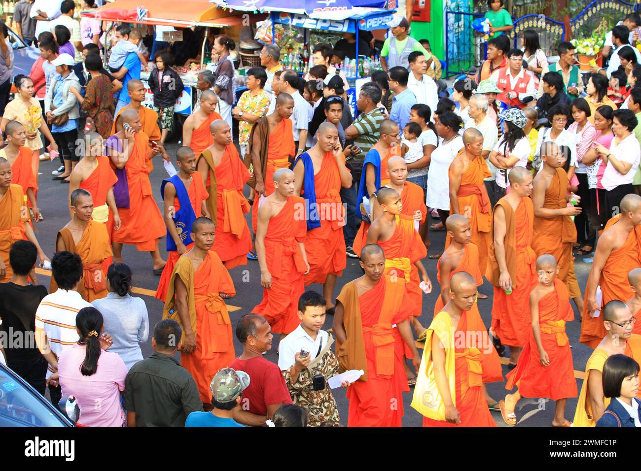 Makha puja parade hi-res stock photography and images - Alamy