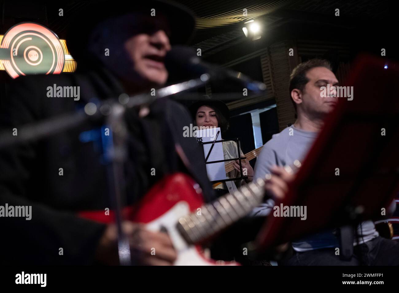 Music band in iran hi-res stock photography and images - Alamy