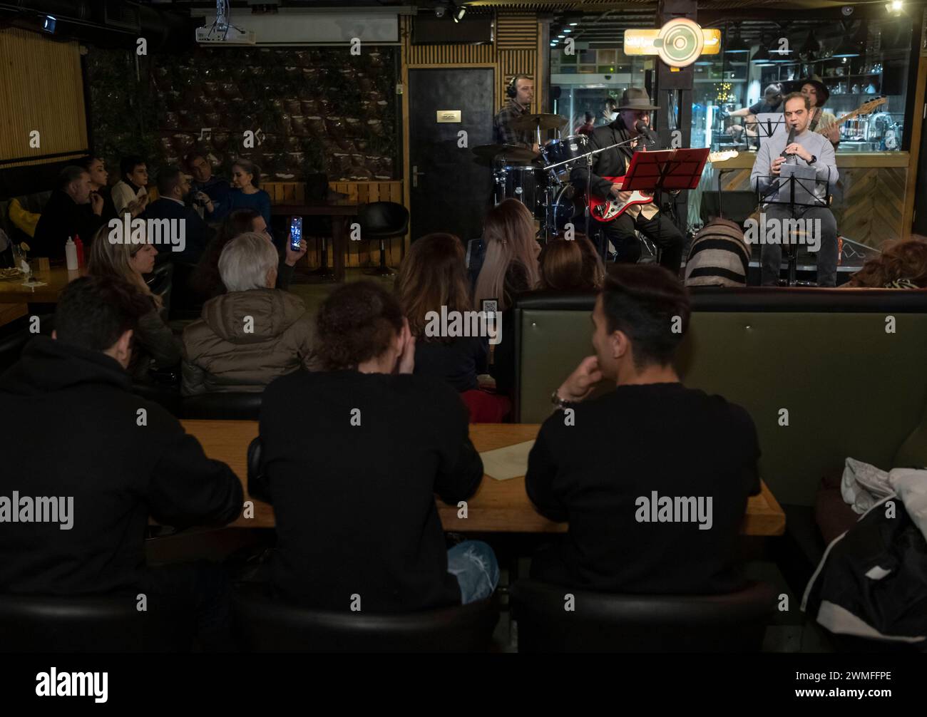 Nasim panahi hi-res stock photography and images - Alamy