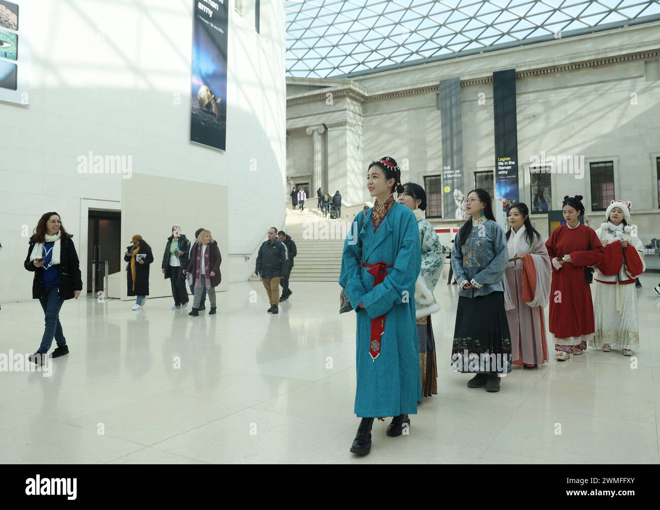 London, Britain. 25th Feb, 2024. Hanfu enthusiasts display Hanfu at the ...