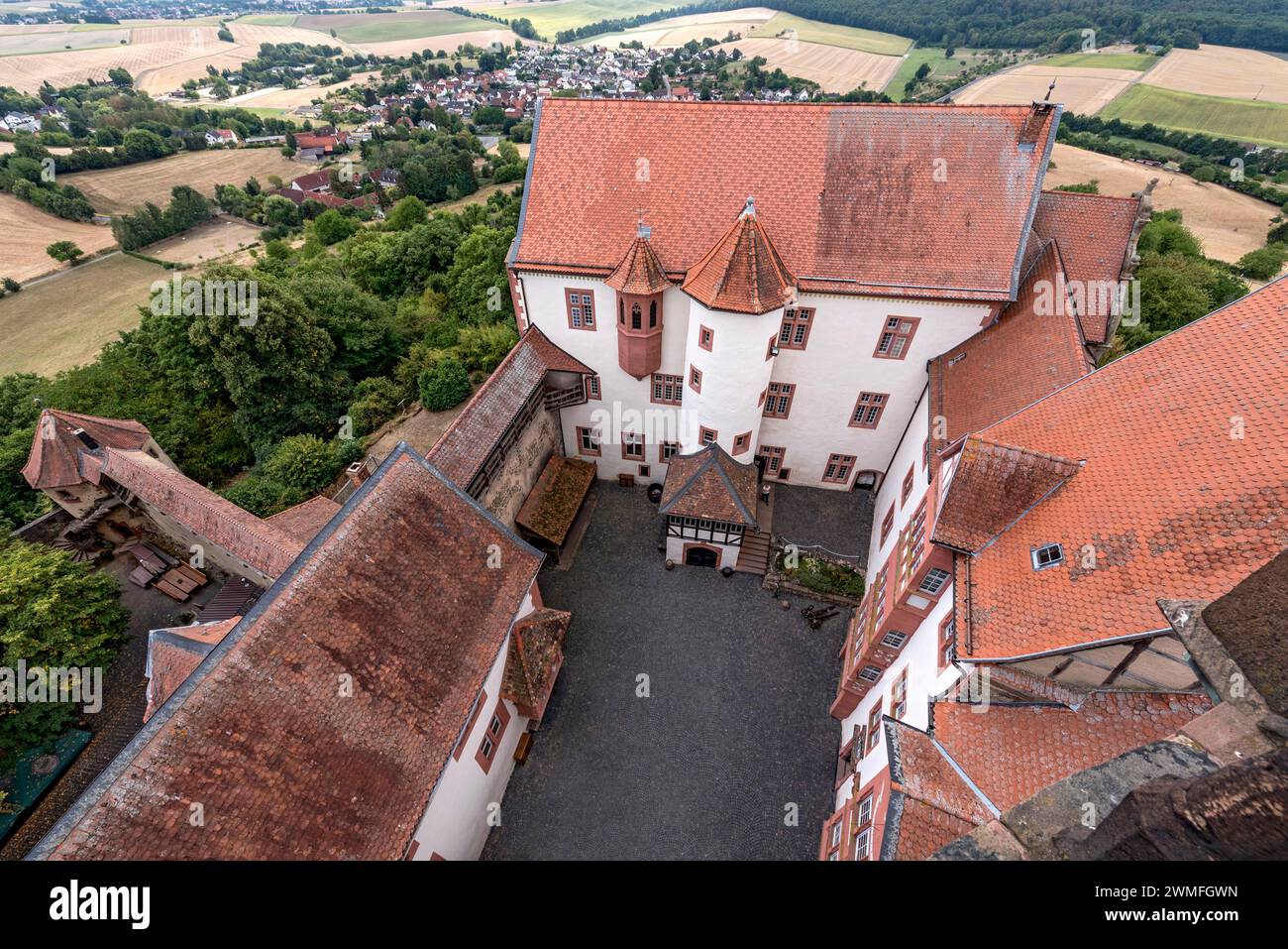 Rondel and battlements of the Zwinger, Zinzendorfbau, Palas with stair ...