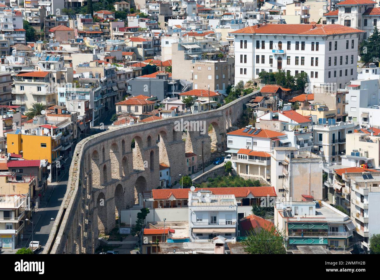 Modern gulf hi-res stock photography and images - Alamy