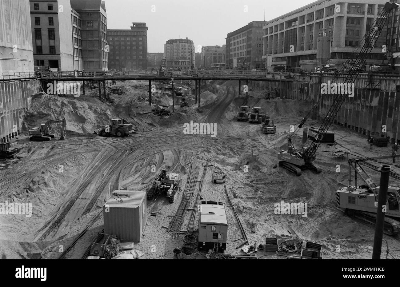 Germany 1993 hi-res stock photography and images - Alamy