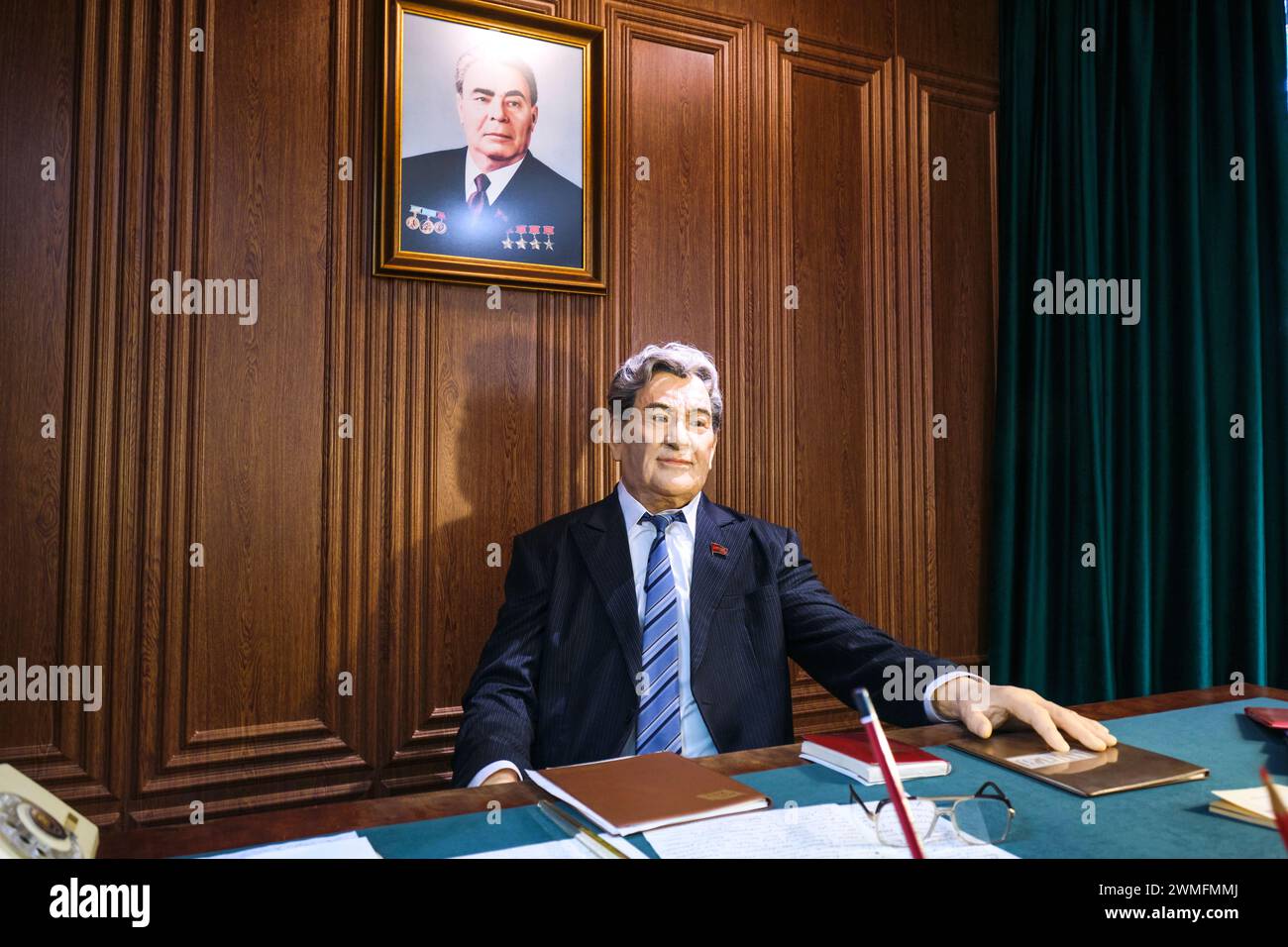 Soviet house of political education hi-res stock photography and images ...