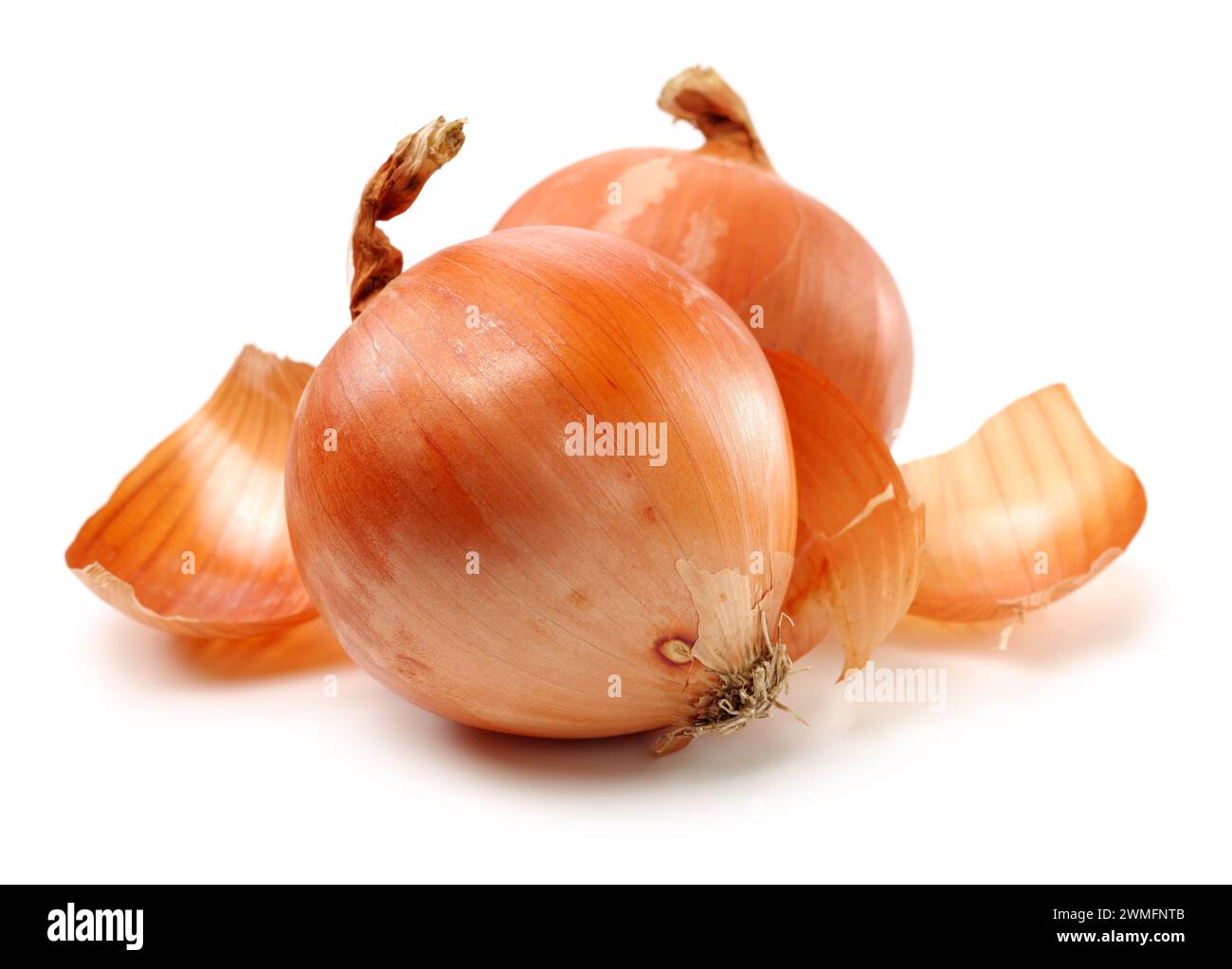 Gold onion vegetable bulbs on white background Stock Photo - Alamy
