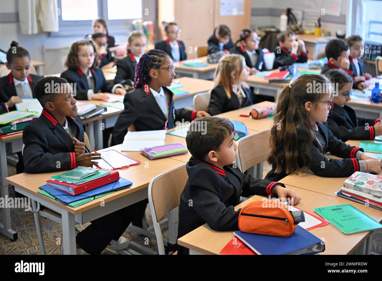 Uniforme libre hi-res stock photography and images - Alamy